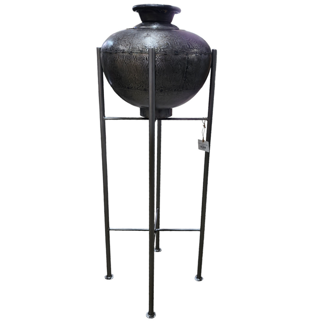Iron Pot On Stand Large – Blue Goose Imports